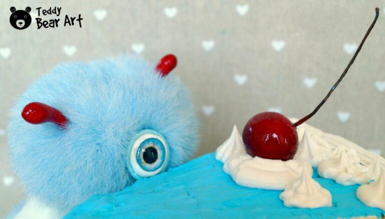 Making a Cute Monster Toy: Step-by-Step Guide with Free Pattern -002 ...