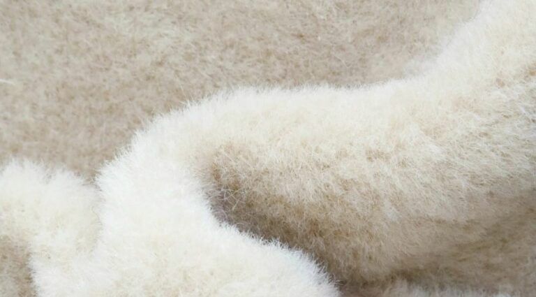 Teddy Bear Fur Fabric Guide: Best Materials for Soft Toys - Teddy Bear Art