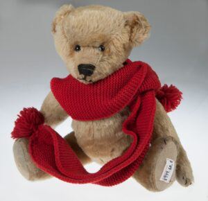 Ultimate Guide to Vintage Teddy Bear Identification: Tips and Tricks ...